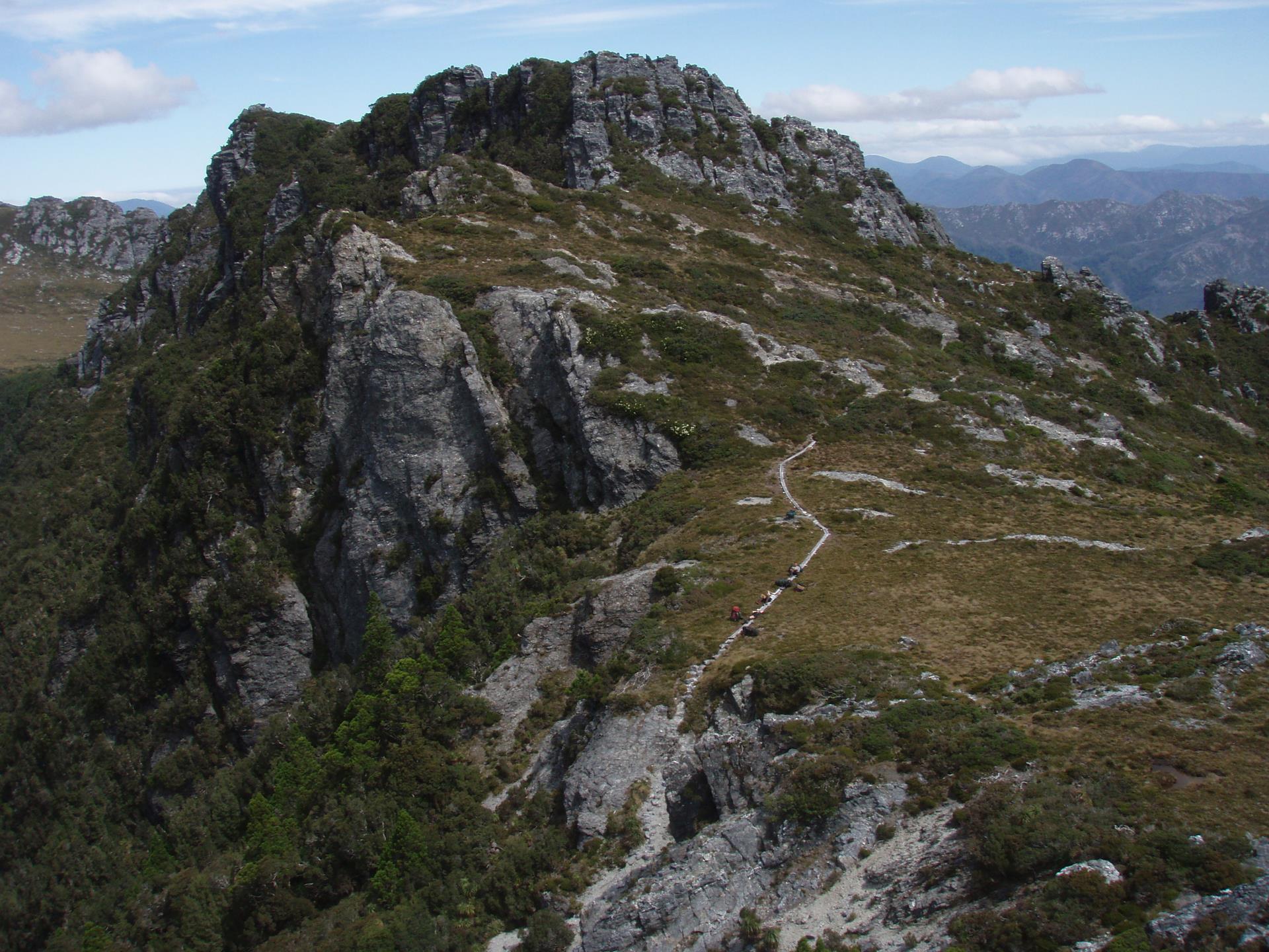 8 challenging multi-day hikes in Tasmania | Australian Walking Ho